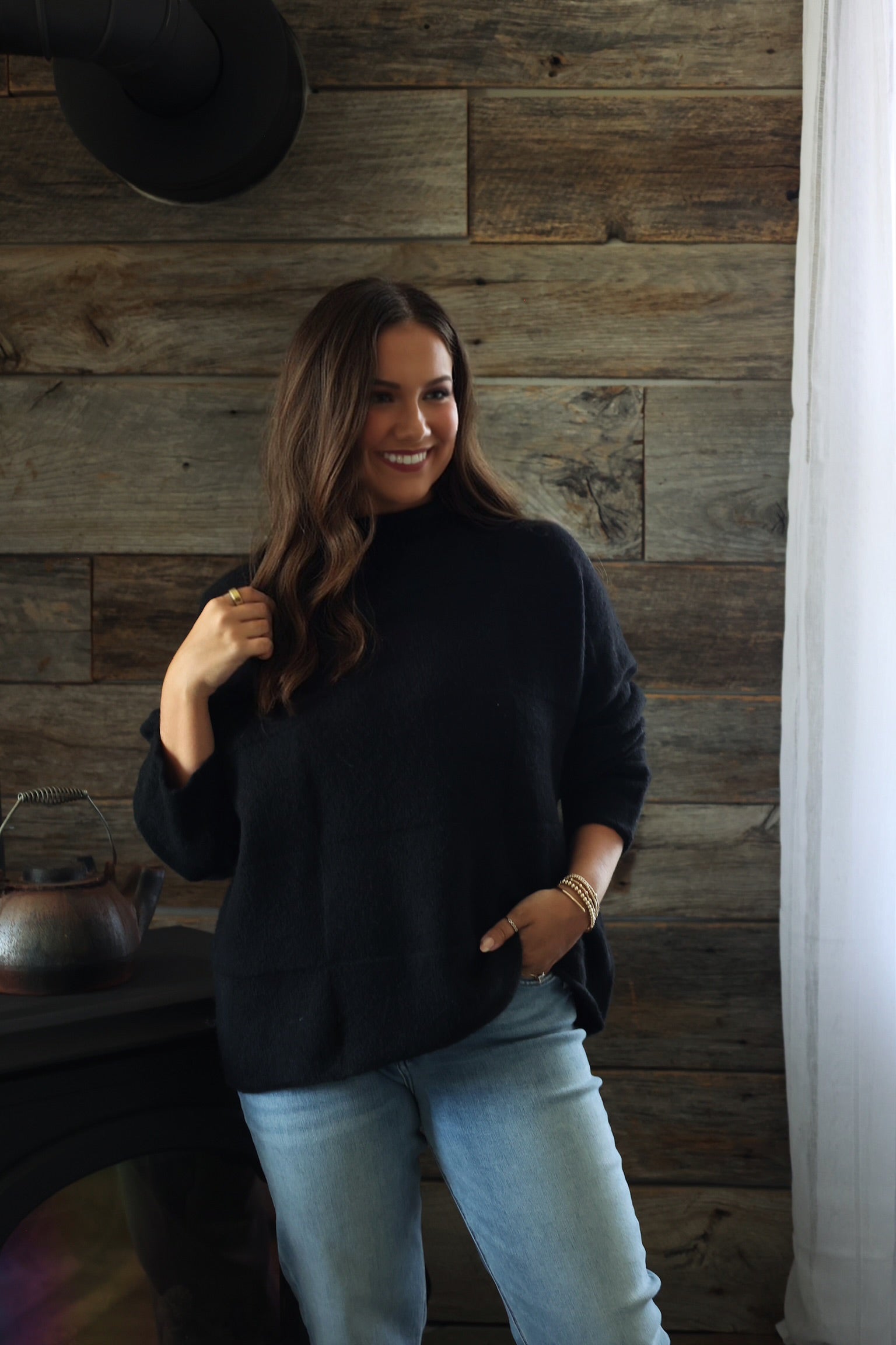 Ryleigh Mock Neck Sweater - Black (FINAL SALE) – Bella Ragazza Boutique