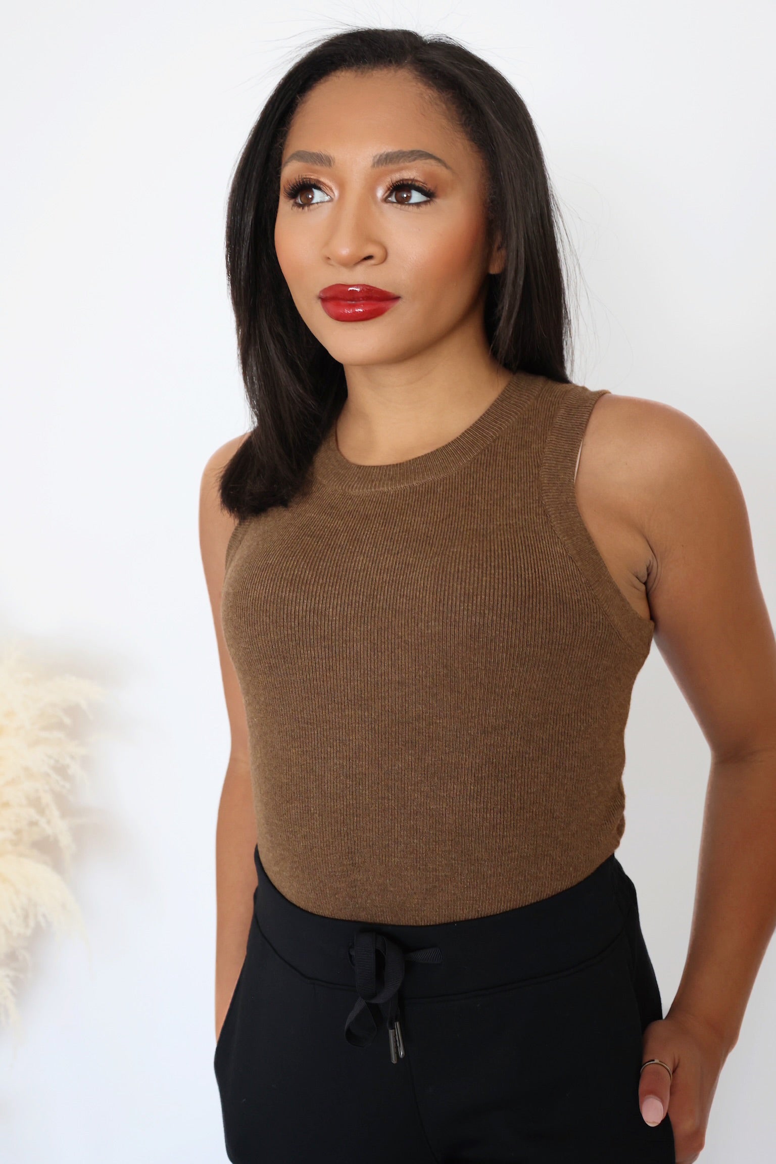 Alexis Knit Tank - Brown (FINAL SALE) – Bella Ragazza Boutique